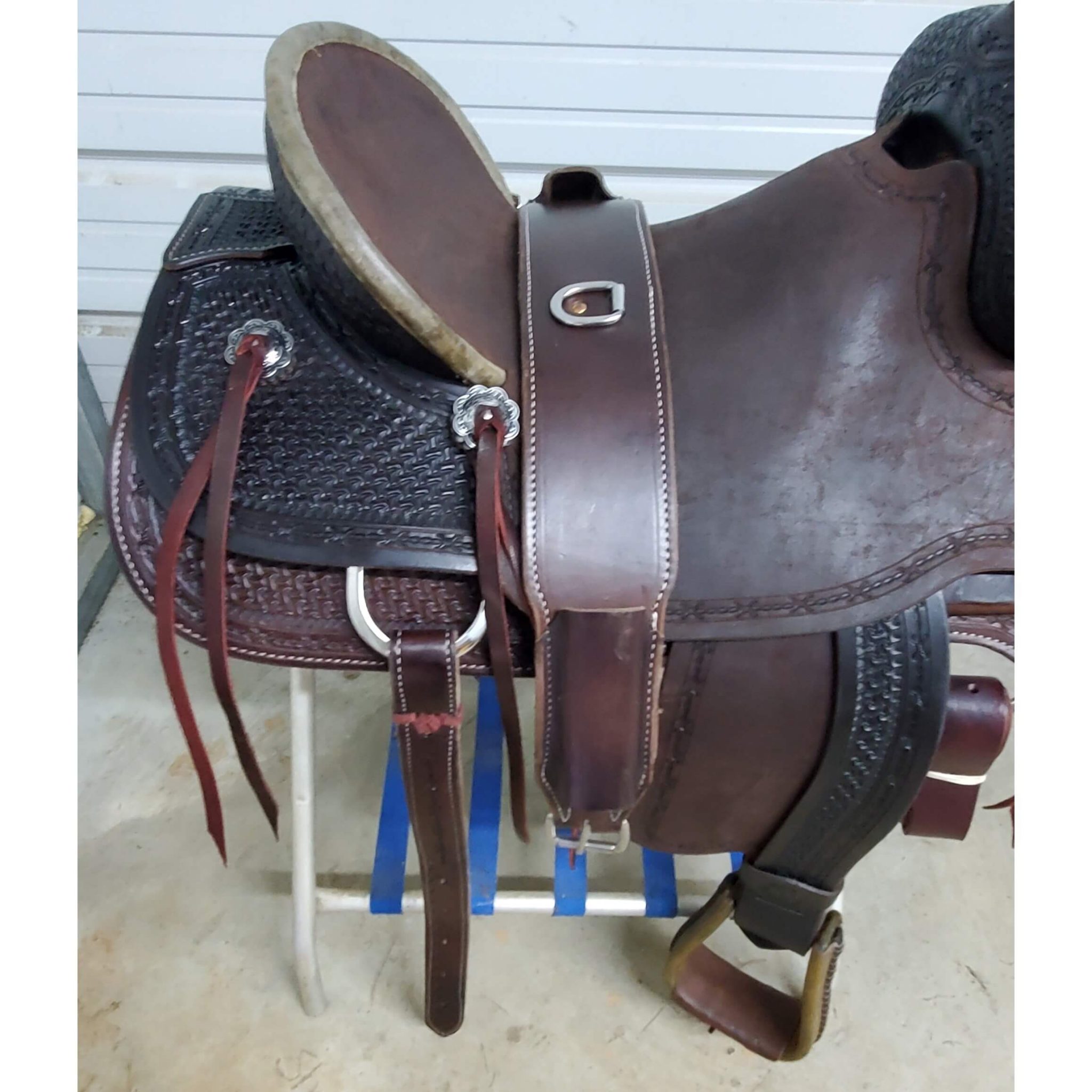 17" Will James hard tail Ranch Roper with Rawhide chocolate color by ...