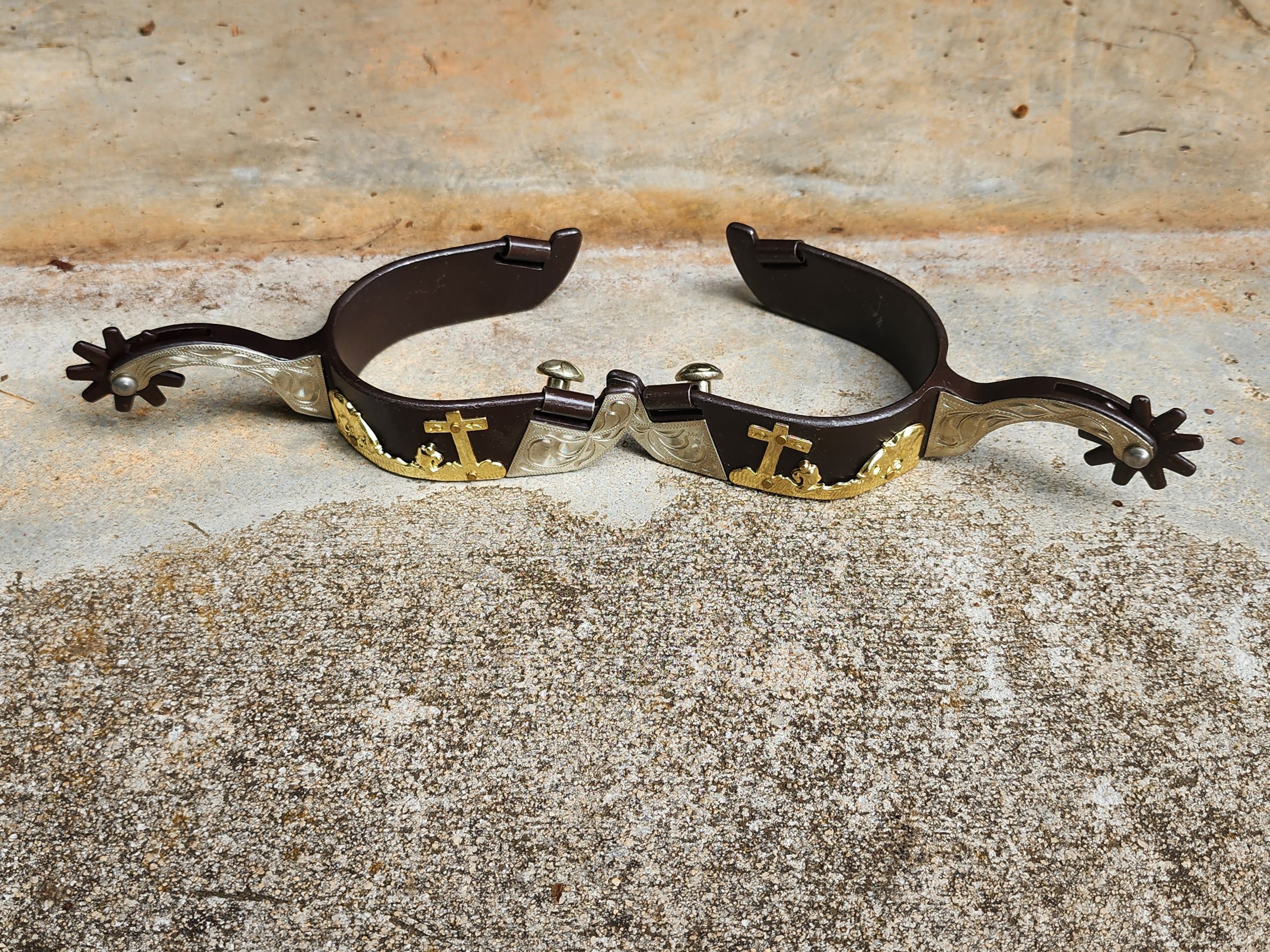 New Men's Brown Steel Spurs with Gold Praying cowboy w/Horse ⋆ Saddles ...