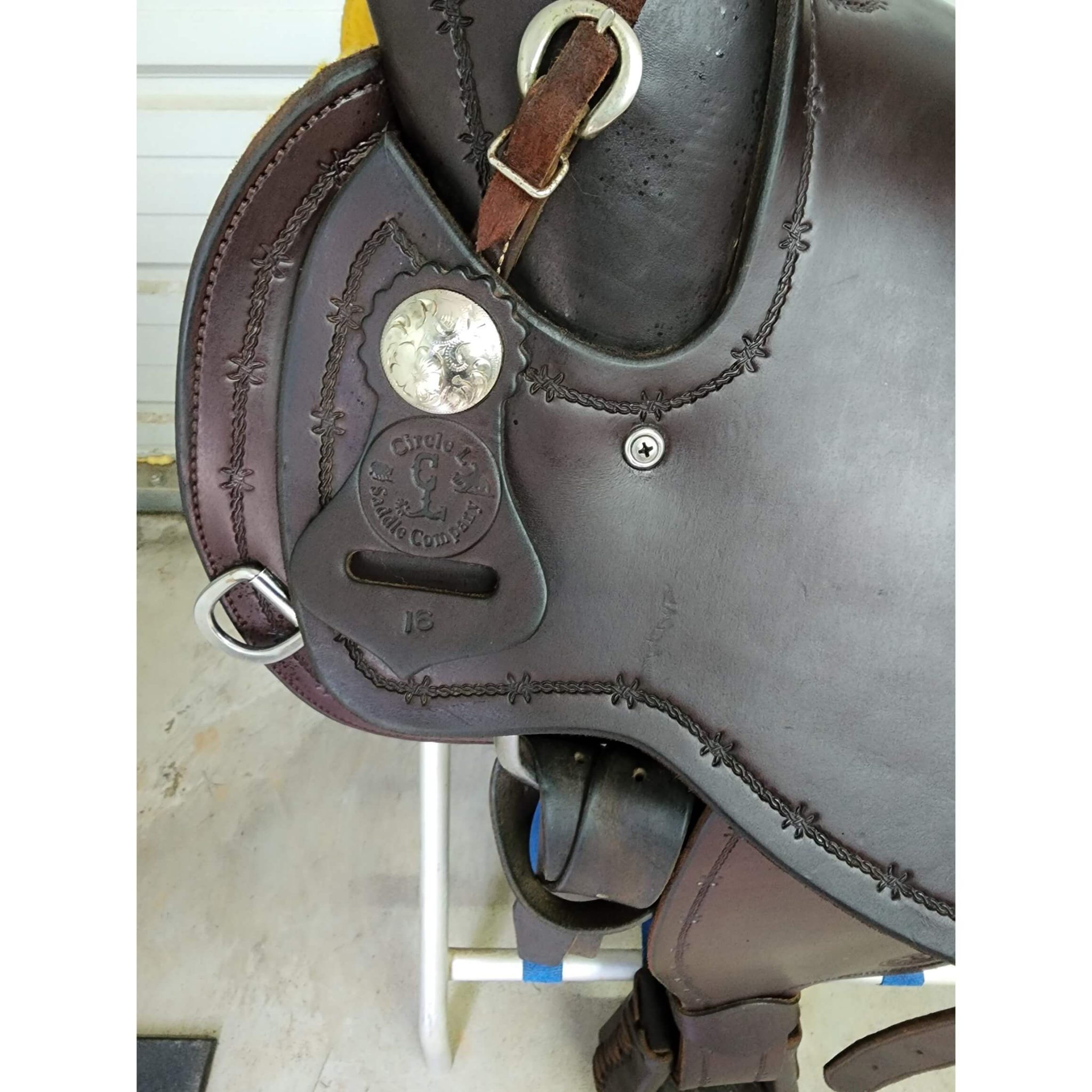 Used 16" Wade Tree Slick Seat Hard Tail Roper Dark Oil Color/ by Circle ...