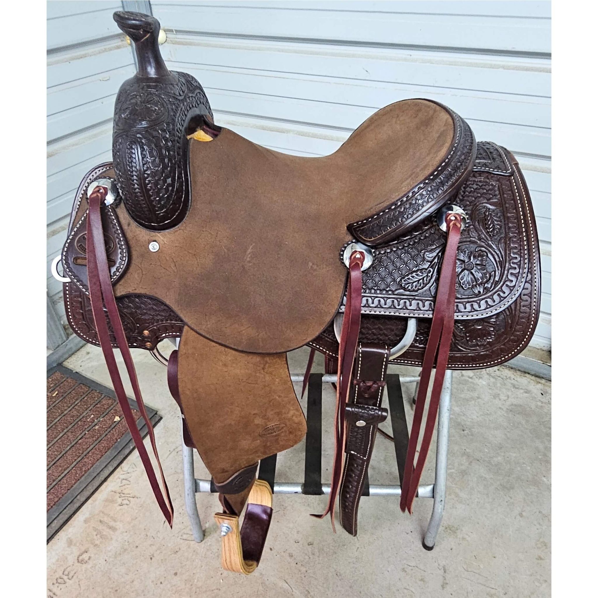 15" Brown Color Ranch Roper Saddle with Tooling by SaddleSmith Co. ⋆ ...
